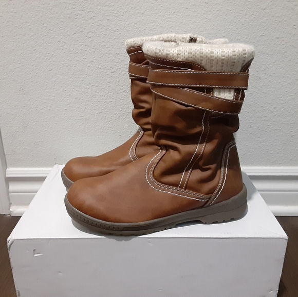Khombu | Shoes | Khombu | Poshmark